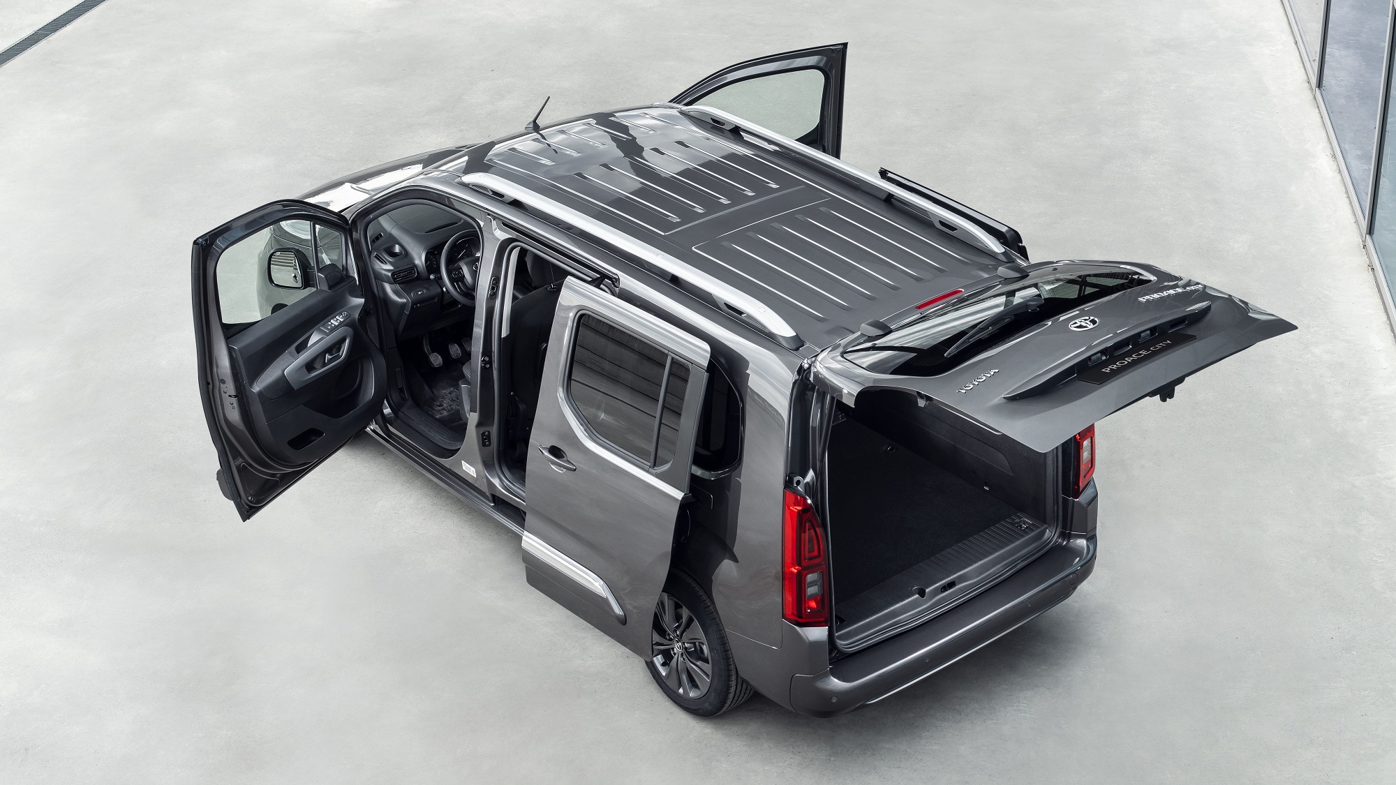 Νέο Toyota PROACE CITY: Ο «ετεροθαλής αδελφός» των van του PSA | ΤΡΟΧΟΙ ...